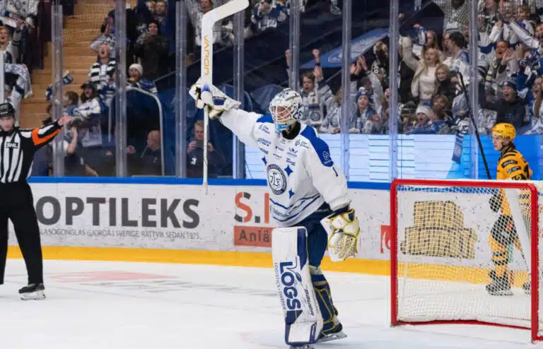 Marcus Gidlöf skriver kontrakt med Leksand: "Extremt talangfull"